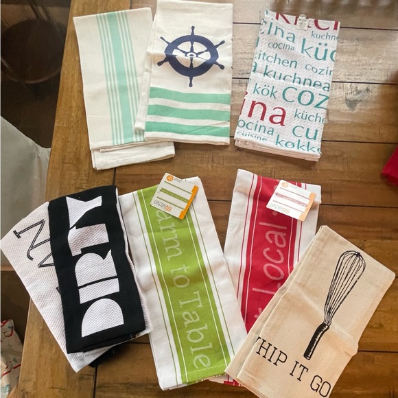 Kitchen | 8 Kitchen Towels Fun Designs Different Colors Some Still With ...